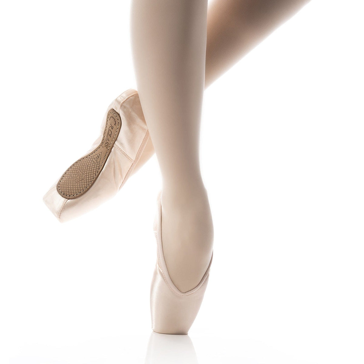 R-Class Pointe Shoes