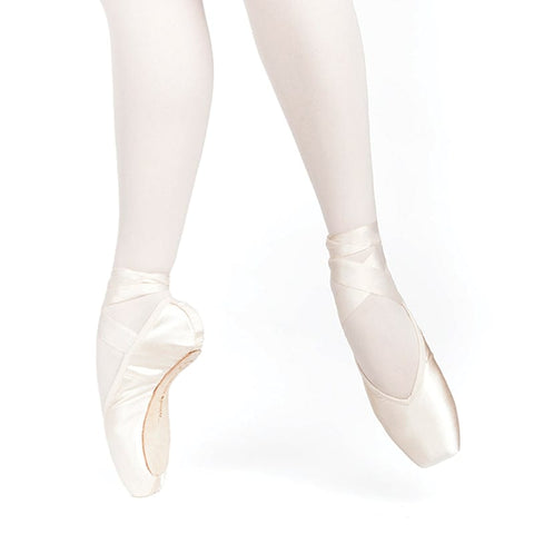 Russian Pointe Pointe Shoes